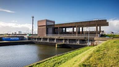 Kabinet ’prioriteert’ infrastructuur, mogelijk uitstel vervanging ...